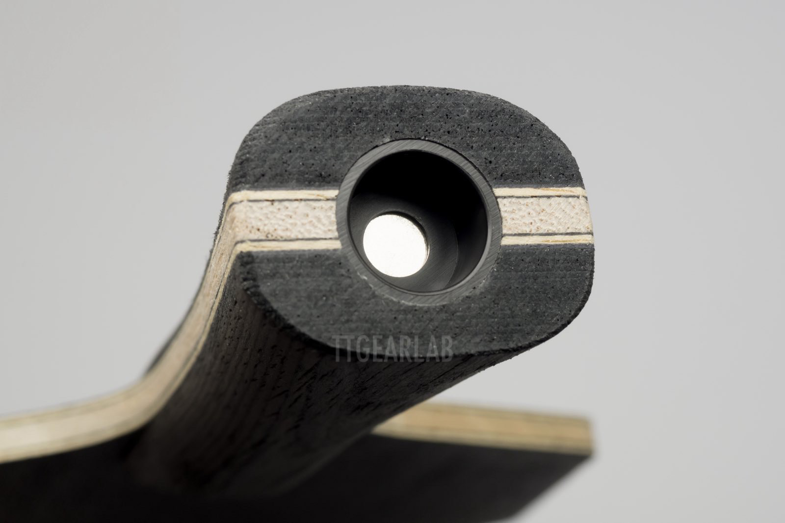 Stiga Cybershape Carbon CWT [Photos & Information] – TTGearLab